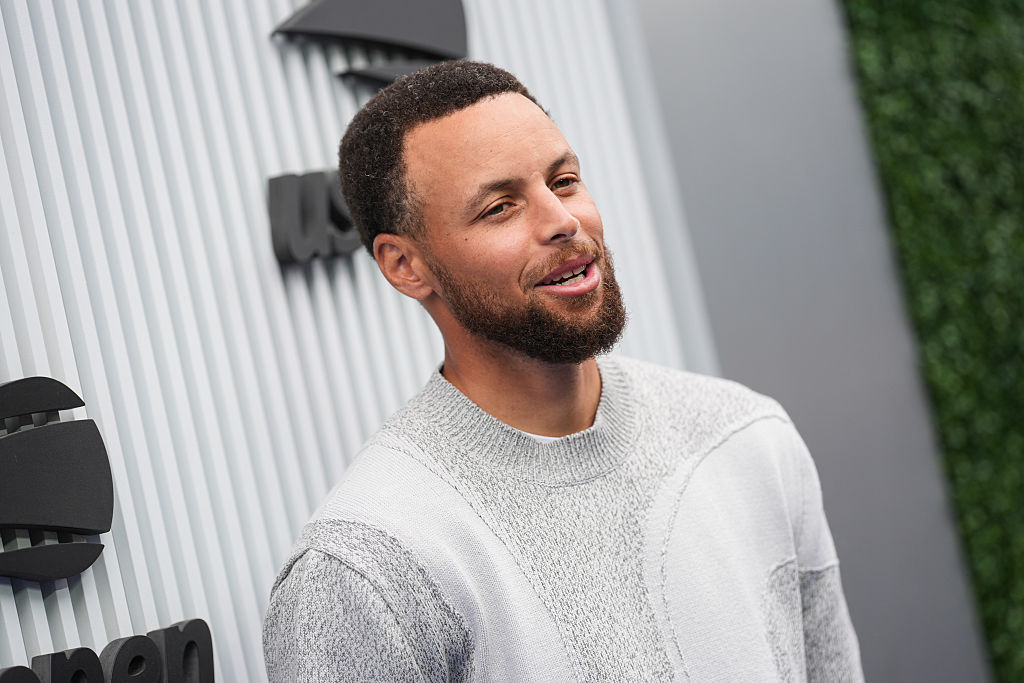 Steph Curry, Jordan Spieth unveil Carver High’s new weight room
